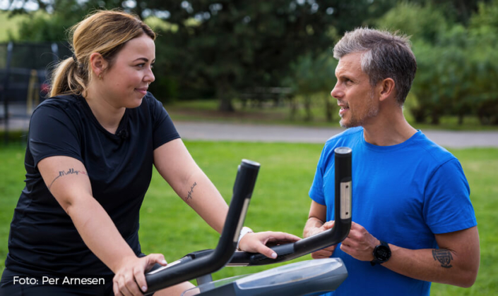 Læs mere om Stine fra Det fede fællesskab på TV2
